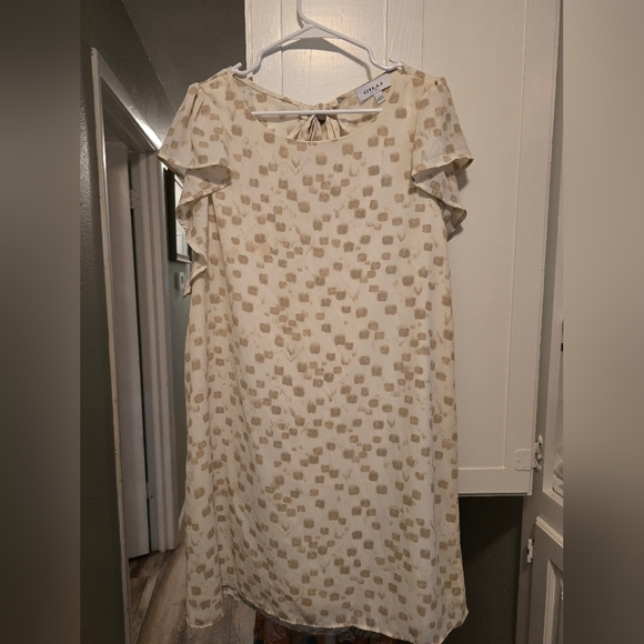 Gilli | Dresses | Nwt Cream Colored Dress | Poshmark